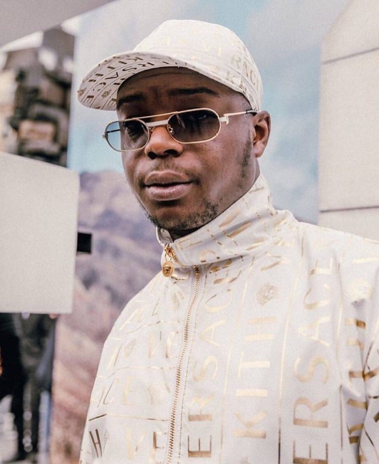 Les vêtements de Niro et Ninho dans "Kim Jong-il" – Street Wear